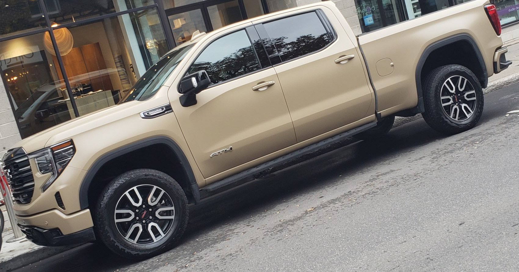 GMC Sierra 1500 V (GMTT1XX, facelift 2022) Crew Cab Standard Box 2.7 ...